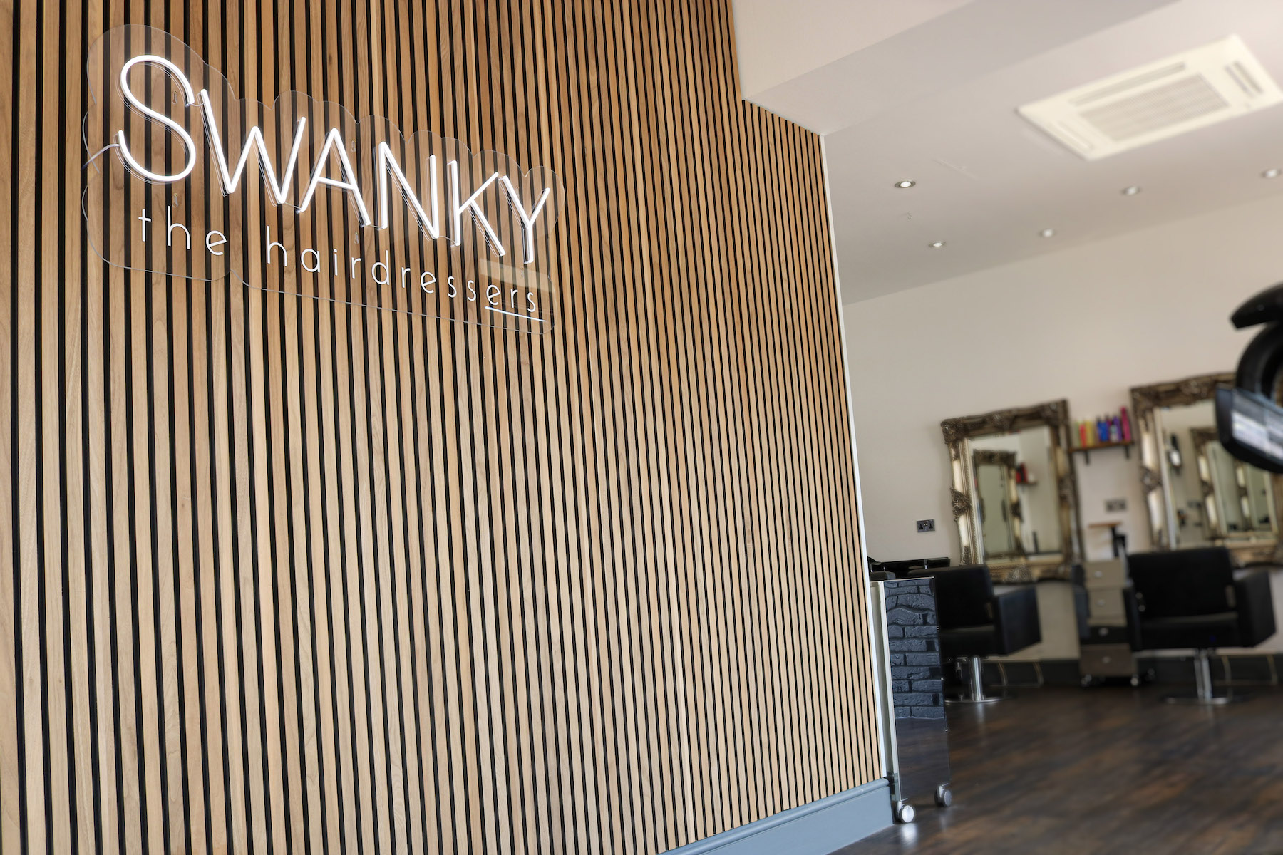 Swanky The Hairdressers